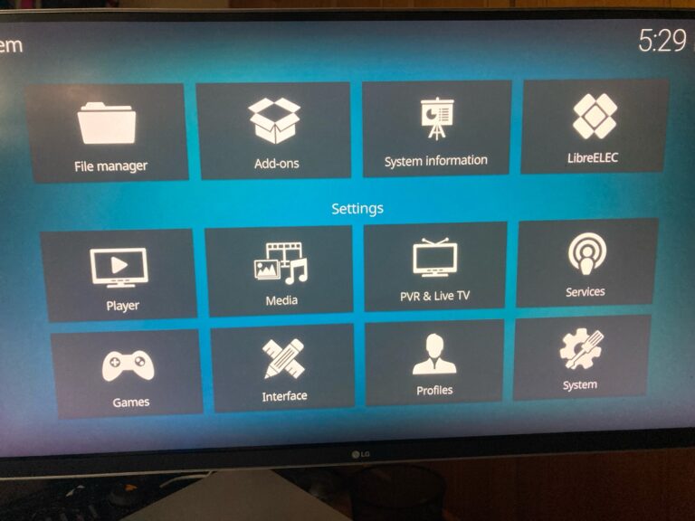 Cómo instalar LibreELEC (Kodi) en tu Raspberry Pi para montar tu centro